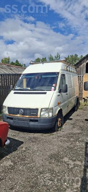 Balts Volkswagen LT 2002 Jūrmala, ar dzinēja tilpumu 2.50 L un nobraukumu 236 tūkst. km par 1200 €, foto  vietnē AUTOMOTO.COM.LV