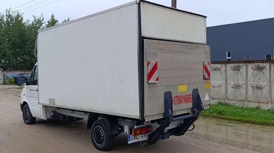 White Volkswagen LT 2003 in Vilnius, with an engine capacity of 2.80 L and mileage of 491 thousand km for 4800 €, photo 6 on AUTOMOTO.COM.LV