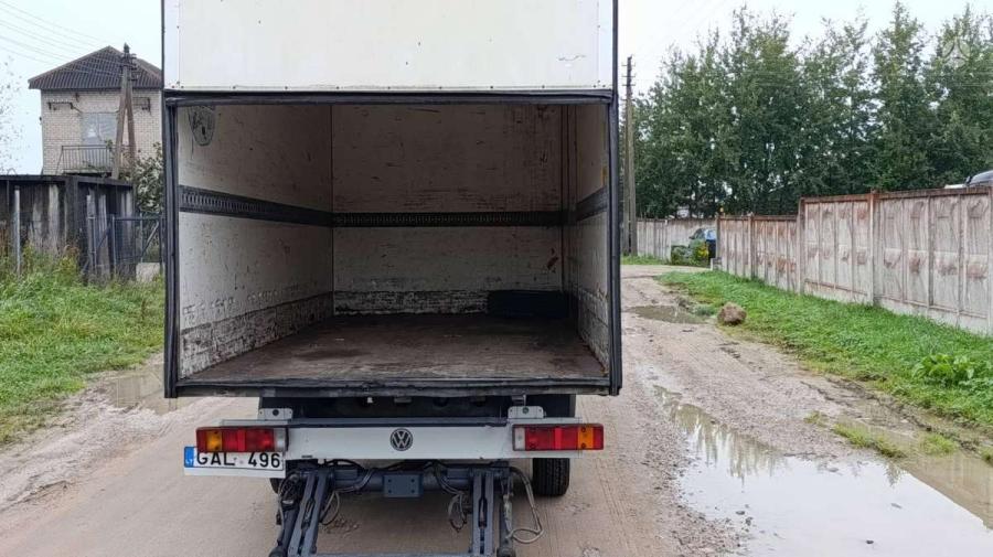 White Volkswagen LT 2003 in Vilnius, with an engine capacity of 2.80 L and mileage of 491 thousand km for 4800 €, photo 11 on AUTOMOTO.COM.LV