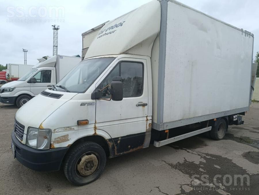 Balts Volkswagen LT 2005 Rīga, ar dzinēja tilpumu 2.50 L un nobraukumu 569 tūkst. km par 3650 €, foto 1 vietnē AUTOMOTO.COM.LV