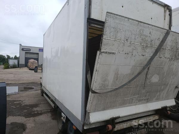 Balts Volkswagen LT 2005 Rīga, ar dzinēja tilpumu 2.50 L un nobraukumu 569 tūkst. km par 3650 €, foto 4 vietnē AUTOMOTO.COM.LV