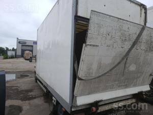 Balts Volkswagen LT 2005 Rīga, ar dzinēja tilpumu 2.50 L un nobraukumu 569 tūkst. km par 3650 €, foto 5 vietnē AUTOMOTO.COM.LV