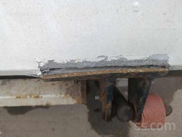 Balts Volkswagen LT 2005 Rīga, ar dzinēja tilpumu 2.50 L un nobraukumu 569 tūkst. km par 3650 €, foto 6 vietnē AUTOMOTO.COM.LV