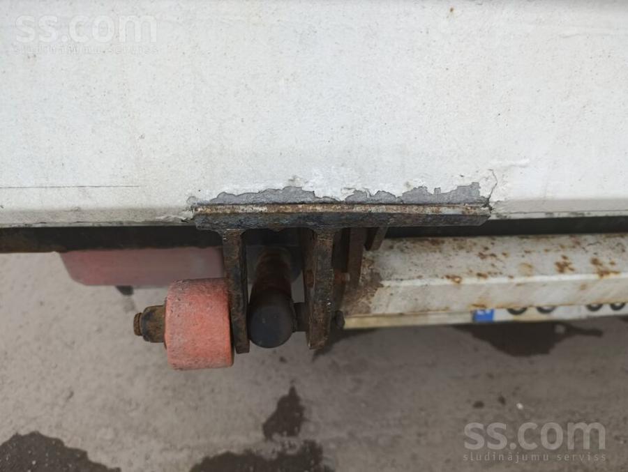 Balts Volkswagen LT 2005 Rīga, ar dzinēja tilpumu 2.50 L un nobraukumu 569 tūkst. km par 3650 €, foto 8 vietnē AUTOMOTO.COM.LV