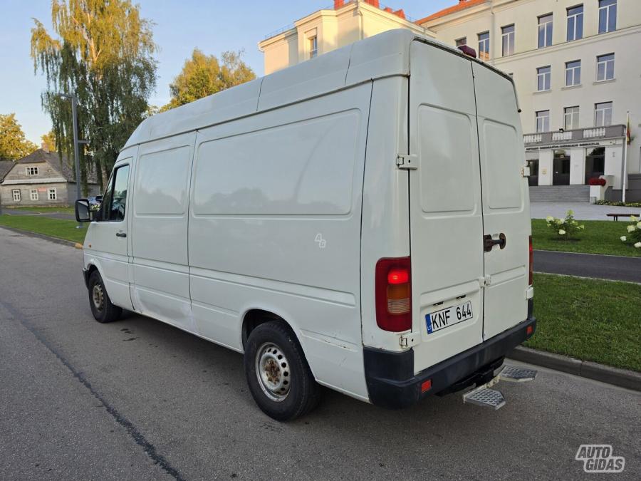 Белый Фольксваген ЛТ 2006 в Юрбаркас, объемом двигателя 2.50 л и пробегом 486 тыс. км за 2400 €, фото 4 на AUTOMOTO.COM.LV
