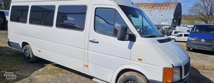 Balts Volkswagen LT 1999 Kaišiadorys, ar dzinēja tilpumu 2.50 L un nobraukumu 500 tūkst. km par 2350 €, foto 3 vietnē AUTOMOTO.COM.LV