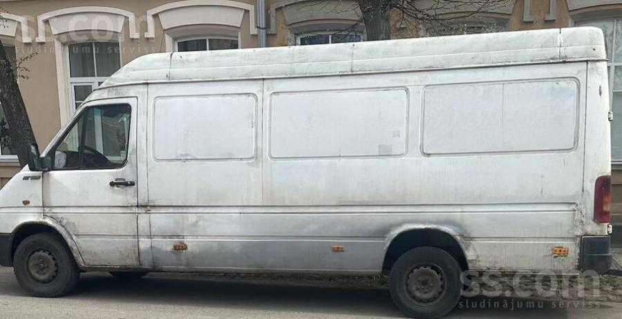 White Volkswagen LT 1999 in Daugavpils, with an engine capacity of 2.50 L and mileage of 0 thousand km for 1700 €, photo 3 on AUTOMOTO.COM.LV