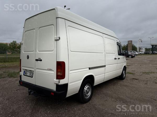 White Volkswagen LT 2000 in Liepaja, with an engine capacity of 2.50 L and mileage of 301 thousand km for 6900 €, photo 2 on AUTOMOTO.COM.LV