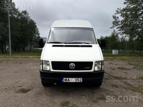 White Volkswagen LT 2000 in Liepaja, with an engine capacity of 2.50 L and mileage of 301 thousand km for 6900 €, photo 7 on AUTOMOTO.COM.LV