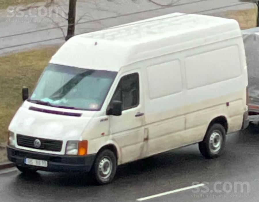 Balts Volkswagen LT 2001 Rīga, ar dzinēja tilpumu 2.50 L un nobraukumu 600 tūkst. km par 1000 €, foto 1 vietnē AUTOMOTO.COM.LV