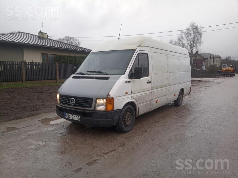 White Volkswagen LT 2001 in Riga, with an engine capacity of 2.50 L and mileage of 513 thousand km for 1200 €, photo 2 on AUTOMOTO.COM.LV