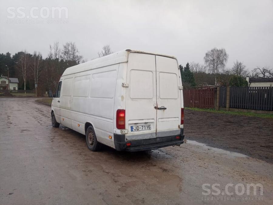 White Volkswagen LT 2001 in Riga, with an engine capacity of 2.50 L and mileage of 513 thousand km for 1200 €, photo 6 on AUTOMOTO.COM.LV
