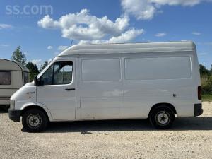 White Volkswagen LT 2001 in Valka, with an engine capacity of 2.80 L and mileage of 107 thousand km for 1500 €, photo 6 on AUTOMOTO.COM.LV