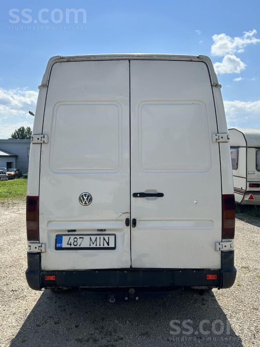White Volkswagen LT 2001 in Valka, with an engine capacity of 2.80 L and mileage of 107 thousand km for 1500 €, photo 8 on AUTOMOTO.COM.LV