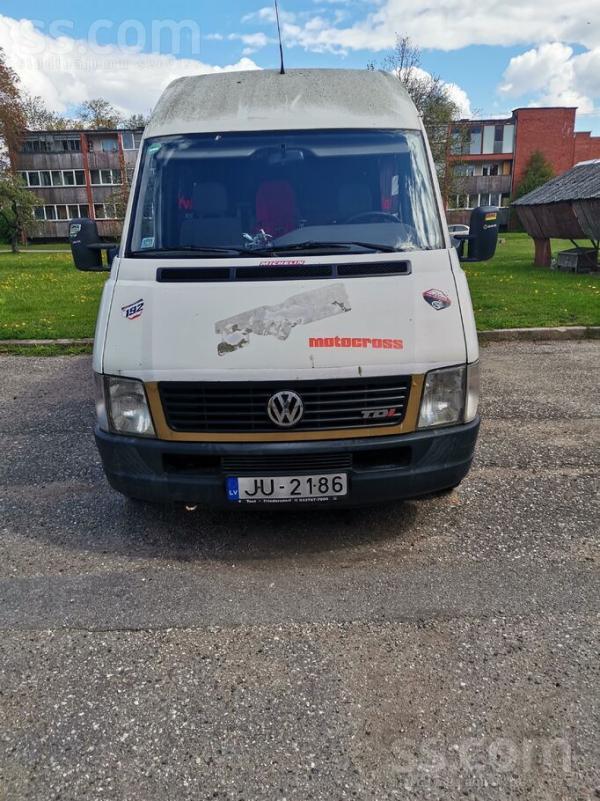 Balts Volkswagen LT 2002 Rīga, ar dzinēja tilpumu 2.80 L un nobraukumu 290 tūkst. km par 2200 €, foto 1 vietnē AUTOMOTO.COM.LV