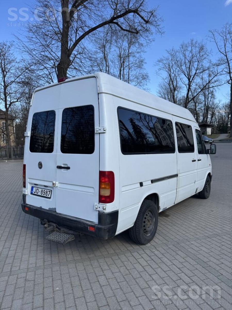 Белый Фольксваген ЛТ 2002 в Рига, объемом двигателя 2.50 л и пробегом 453 тыс. км за 3050 €, фото 4 на AUTOMOTO.COM.LV