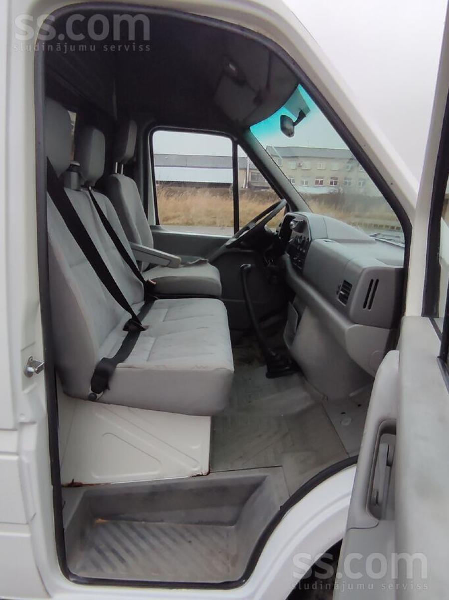 Balts Volkswagen LT 2003 Talsi, ar dzinēja tilpumu 2.50 L un nobraukumu 779 tūkst. km par 1400 €, foto 8 vietnē AUTOMOTO.COM.LV