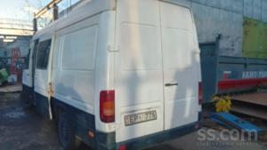 White Volkswagen LT 2003 in Daugavpils, with an engine capacity of 2.50 L and mileage of 321 thousand km for 1900 €, photo 3 on AUTOMOTO.COM.LV