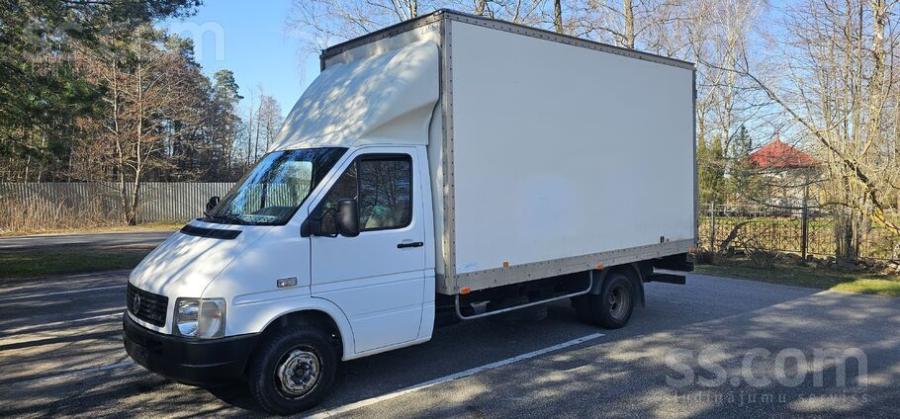 White Volkswagen LT 2003 in Riga, with an engine capacity of 2.50 L and mileage of 385 thousand km for 4100 €, photo 13 on AUTOMOTO.COM.LV
