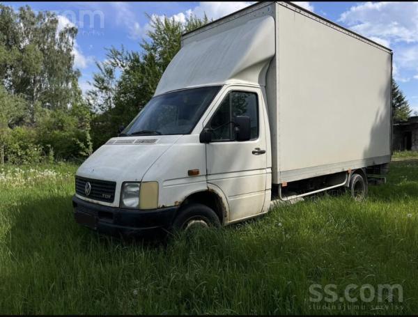 Белый Фольксваген ЛТ 2003 в Рига, объемом двигателя 2.50 л и пробегом 385 тыс. км за 2350 €, фото 2 на AUTOMOTO.COM.LV