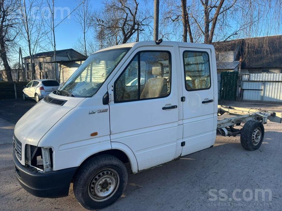 White Volkswagen LT 2004 in Riga, with an engine capacity of 2.50 L and mileage of 396 thousand km for 850 €, photo 3 on AUTOMOTO.COM.LV