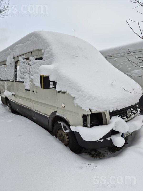 Balts Volkswagen LT 2004 Alūksne, ar dzinēja tilpumu 2.50 L un nobraukumu 400 tūkst. km par 1500 €, foto 3 vietnē AUTOMOTO.COM.LV