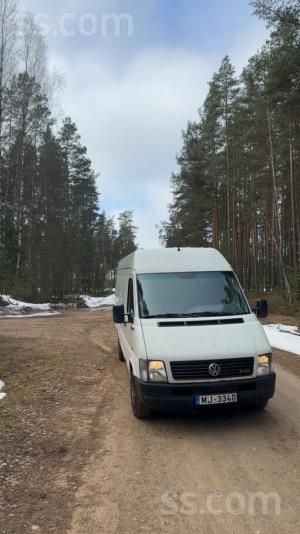 Balts Volkswagen LT 2004 Daugavpils, ar dzinēja tilpumu 2.50 L un nobraukumu 600 tūkst. km par 2800 €, foto  vietnē AUTOMOTO.COM.LV