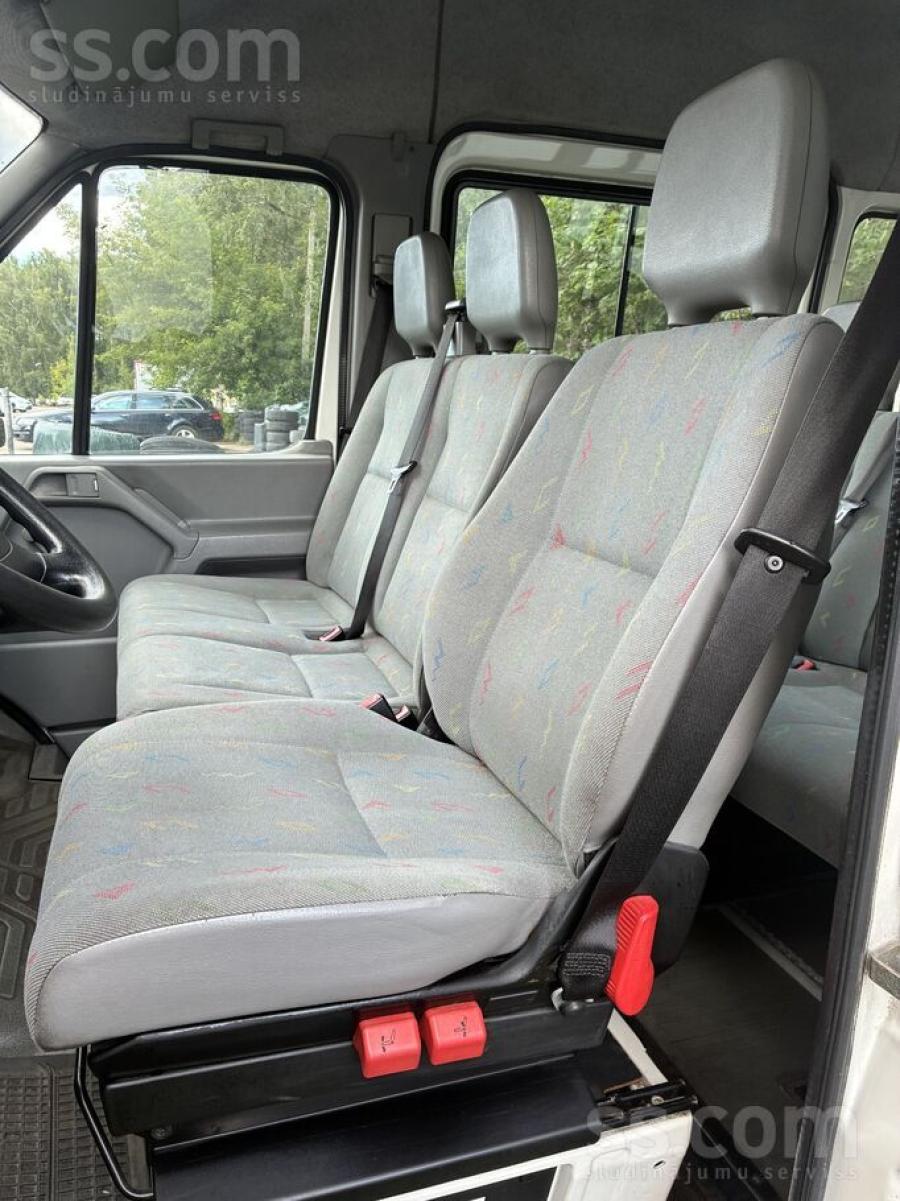 Balts Volkswagen LT 2004 Rīga, ar dzinēja tilpumu 2.50 L un nobraukumu 0 tūkst. km par 8700 €, foto 13 vietnē AUTOMOTO.COM.LV