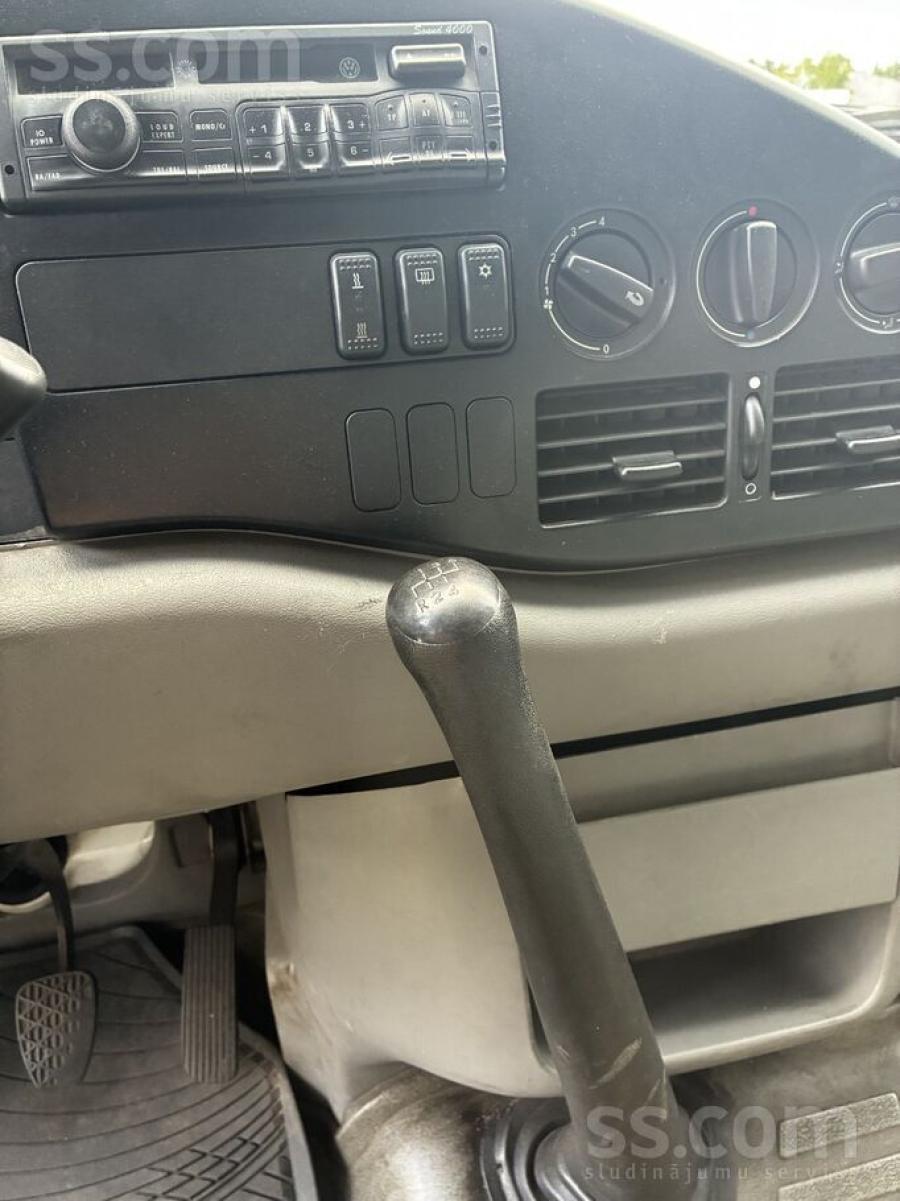 Balts Volkswagen LT 2004 Rīga, ar dzinēja tilpumu 2.50 L un nobraukumu 0 tūkst. km par 8700 €, foto 14 vietnē AUTOMOTO.COM.LV