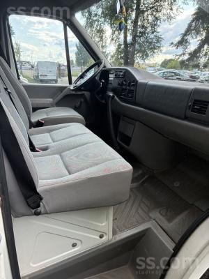 Balts Volkswagen LT 2004 Rīga, ar dzinēja tilpumu 2.50 L un nobraukumu 0 tūkst. km par 8700 €, foto 15 vietnē AUTOMOTO.COM.LV