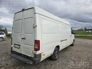 White Volkswagen LT 2005 in Valmiera, with an engine capacity of 2.50 L and mileage of 316 thousand km for 3350 €, photo 4 on AUTOMOTO.COM.LV