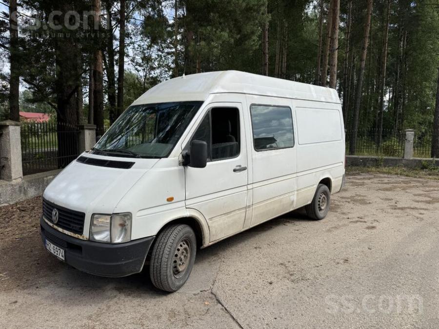 White Volkswagen LT 2006 in Riga, with an engine capacity of 2.50 L and mileage of 380 thousand km for 1500 €, photo 1 on AUTOMOTO.COM.LV