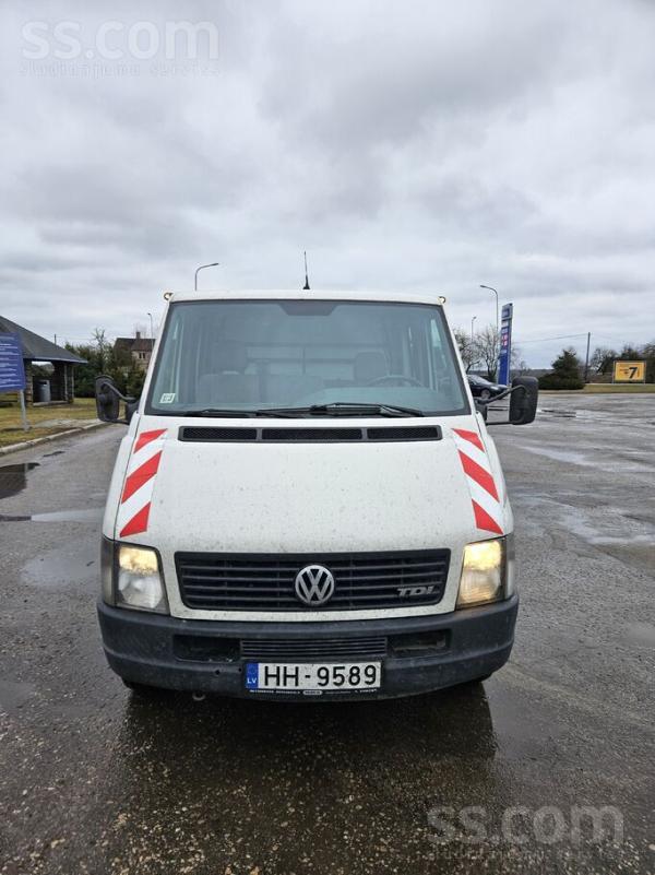 White Volkswagen LT 2003 in Riga, with an engine capacity of 2.50 L and mileage of 345 thousand km for 5000 €, photo 3 on AUTOMOTO.COM.LV