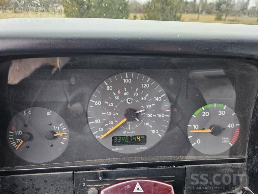 Balts Volkswagen LT 2003 Rīga, ar dzinēja tilpumu 2.50 L un nobraukumu 345 tūkst. km par 5000 €, foto 14 vietnē AUTOMOTO.COM.LV