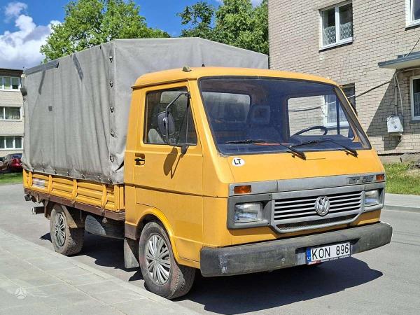 Yellow Volkswagen LT 1994 in Vilnius, with an engine capacity of 2.40 L and mileage of 250 thousand km for 900 €, photo 1 on AUTOMOTO.COM.LV