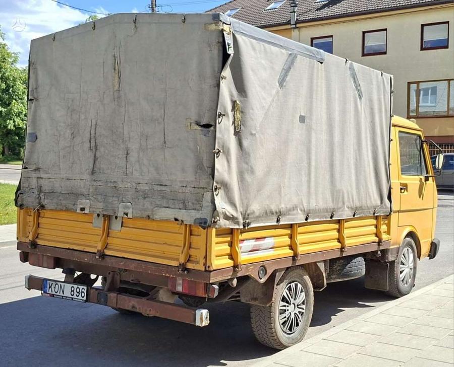 Yellow Volkswagen LT 1994 in Vilnius, with an engine capacity of 2.40 L and mileage of 250 thousand km for 900 €, photo 6 on AUTOMOTO.COM.LV