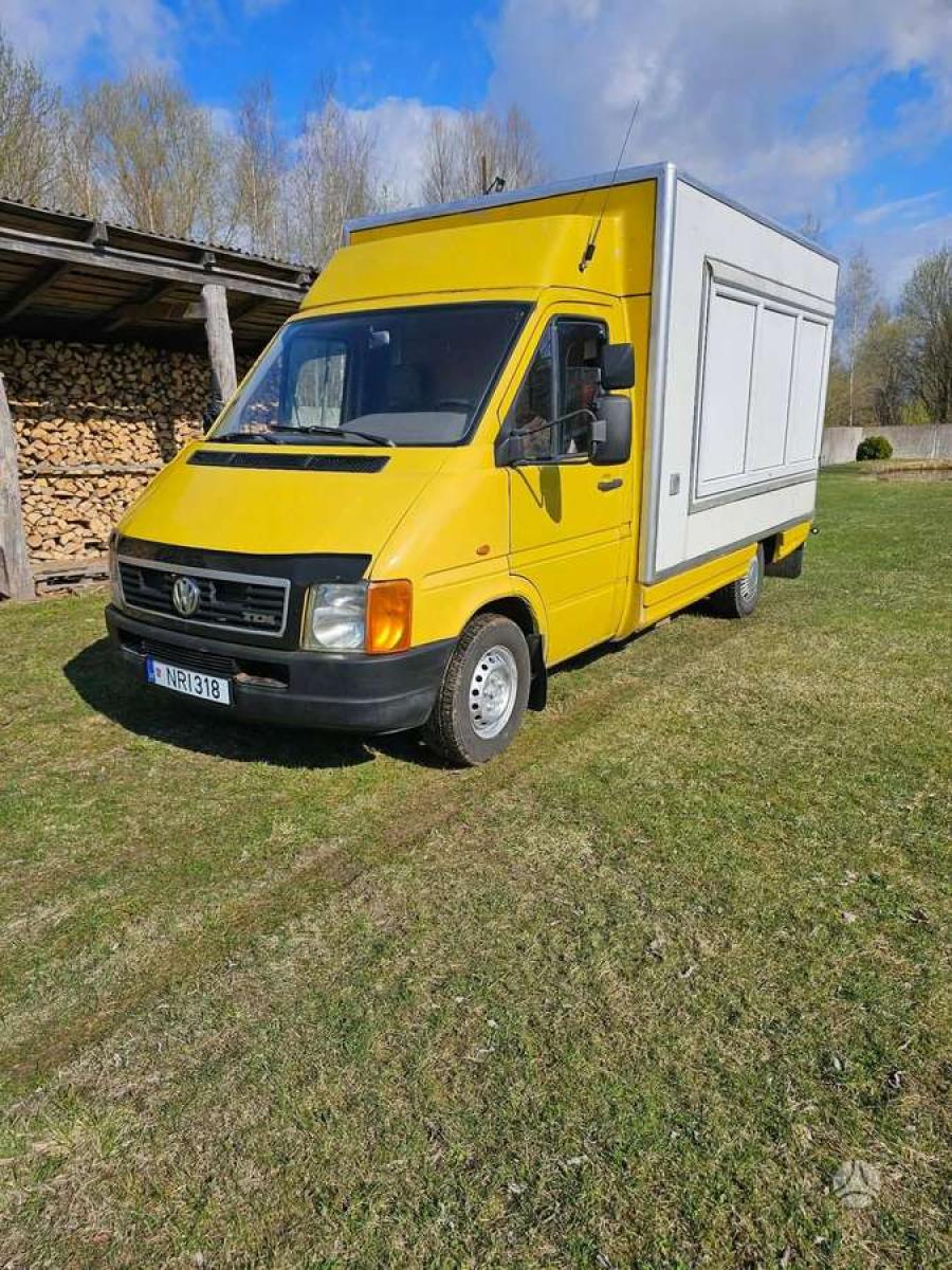 Yellow Volkswagen LT 1999 in Trakai, with an engine capacity of 2.46 L and mileage of 240 thousand km for 3500 €, photo 10 on AUTOMOTO.COM.LV