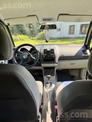 Melns Volkswagen Lupo 2000 Rīga, ar dzinēja tilpumu 1.40 L un nobraukumu 200 tūkst. km par 1550 €, foto 8 vietnē AUTOMOTO.COM.LV