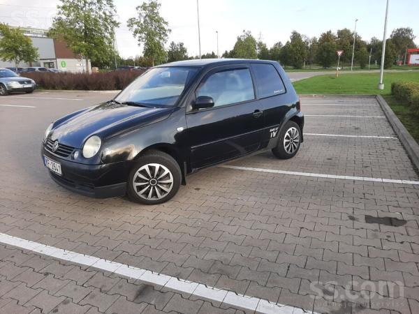 Black Volkswagen Lupo 2000 in Riga, with an engine capacity of 1.40 L and mileage of 238 thousand km for 1350 €, photo 7 on AUTOMOTO.COM.LV