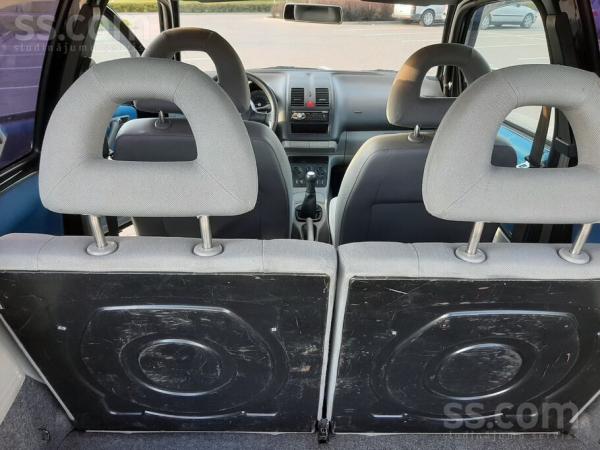 Black Volkswagen Lupo 2000 in Riga, with an engine capacity of 1.40 L and mileage of 238 thousand km for 1350 €, photo 11 on AUTOMOTO.COM.LV