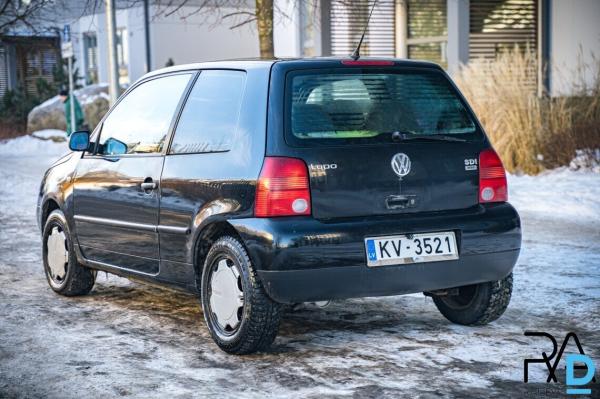 Melns Volkswagen Lupo 1999 Rīga, ar dzinēja tilpumu 1.70 L un nobraukumu 290 tūkst. km par 990 €, foto 2 vietnē AUTOMOTO.COM.LV