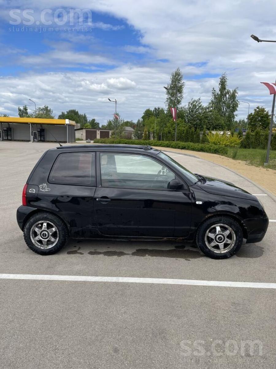 Melns Volkswagen Lupo 2000 Aizkraukle, ar dzinēja tilpumu 1.40 L un nobraukumu 326 tūkst. km par 700 €, foto 3 vietnē AUTOMOTO.COM.LV