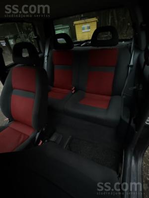 Black Volkswagen Lupo 2000 in Riga, with an engine capacity of 1.60 L and mileage of 183 thousand km for 1300 €, photo 9 on AUTOMOTO.COM.LV
