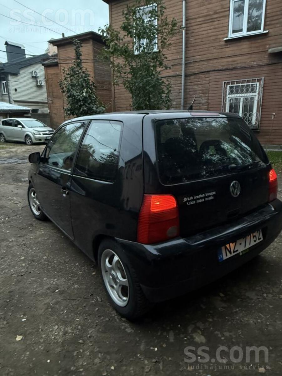 Black Volkswagen Lupo 2000 in Riga, with an engine capacity of 1.60 L and mileage of 183 thousand km for 1300 €, photo 14 on AUTOMOTO.COM.LV