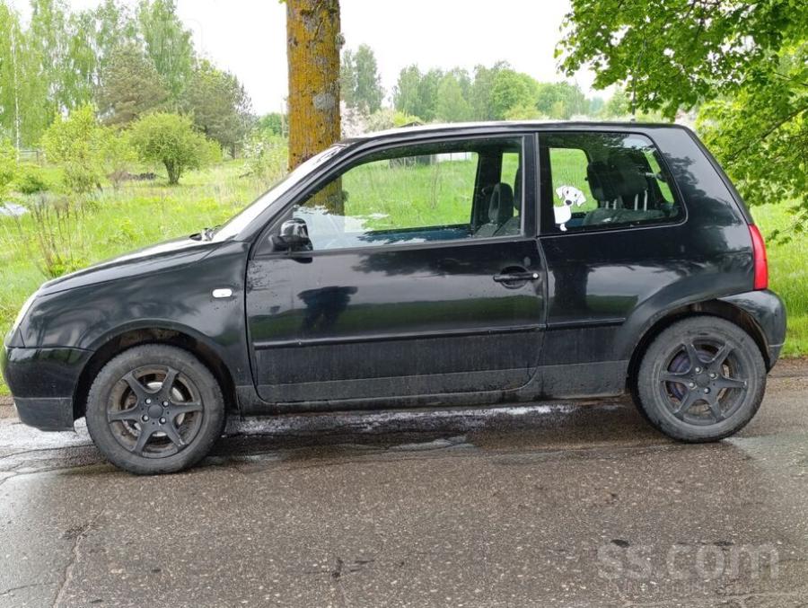 Черный Фольксваген Лупо 2001 в Екабпилс, объемом двигателя 1.40 л и пробегом 204 тыс. км за 990 €, фото 5 на AUTOMOTO.COM.LV