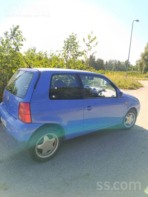 Blue Volkswagen Lupo 1999 in Riga, with an engine capacity of 1.00 L and mileage of 232 thousand km for 1300 €, photo 4 on AUTOMOTO.COM.LV
