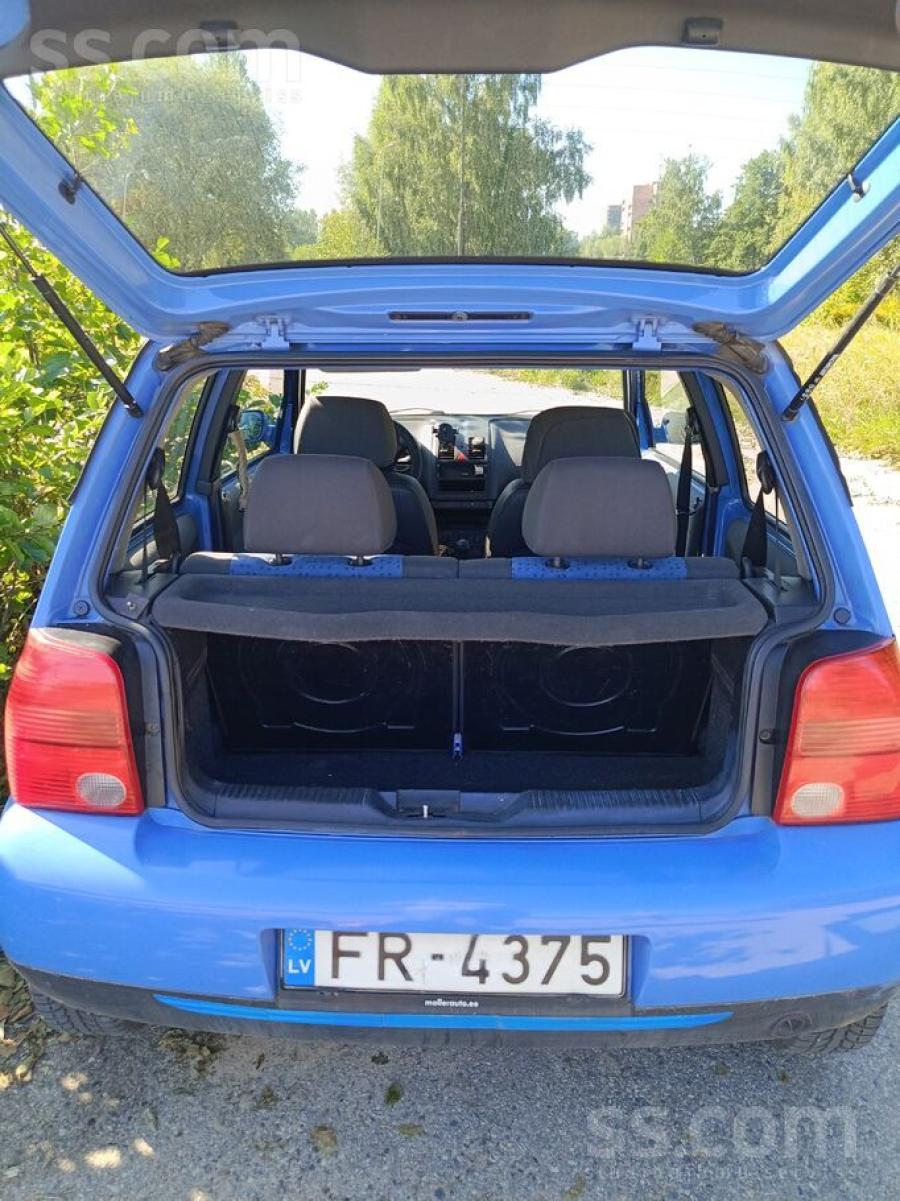 Blue Volkswagen Lupo 1999 in Riga, with an engine capacity of 1.00 L and mileage of 232 thousand km for 1300 €, photo 5 on AUTOMOTO.COM.LV
