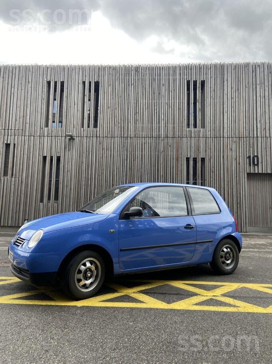 Blue Volkswagen Lupo 2000 in Riga, with an engine capacity of 1.00 L and mileage of 226 thousand km for 1550 €, photo 2 on AUTOMOTO.COM.LV