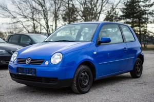 Zils Volkswagen Lupo 2001 Liepāja, ar dzinēja tilpumu 1.00 L un nobraukumu 191 tūkst. km par 1550 €, foto  vietnē AUTOMOTO.COM.LV
