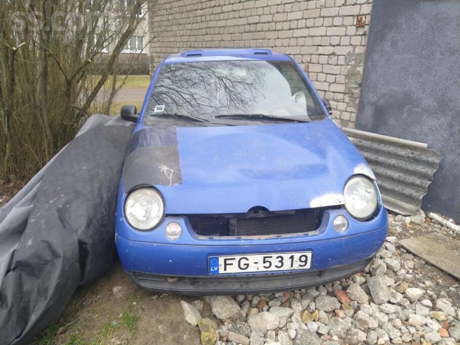 Zils Volkswagen Lupo 2001 Rīga, ar dzinēja tilpumu 1.70 L un nobraukumu 250 tūkst. km par 1050 €, foto 1 vietnē AUTOMOTO.COM.LV
